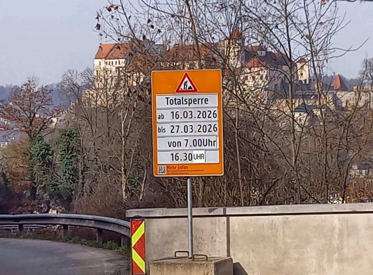 Hochburg Ach Tankstelle